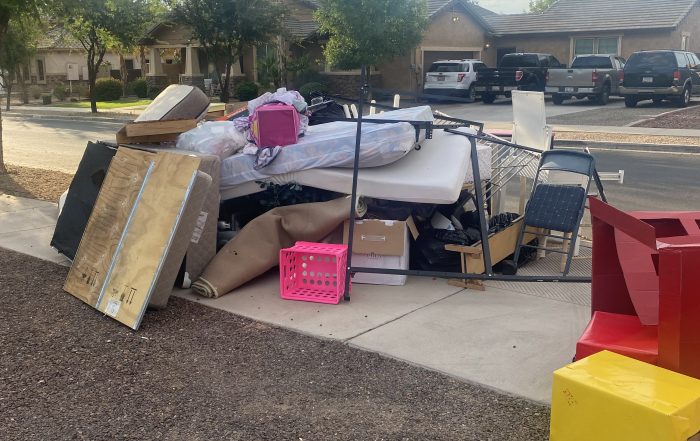 Junk Removal Pricing Guide | Compare Strong Junk Removal vs. 1 800 Got Junk